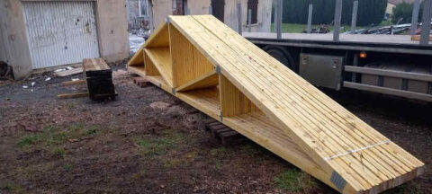 Fermette industrielle pour rénovation bâtiment. - Charpente Dordogne